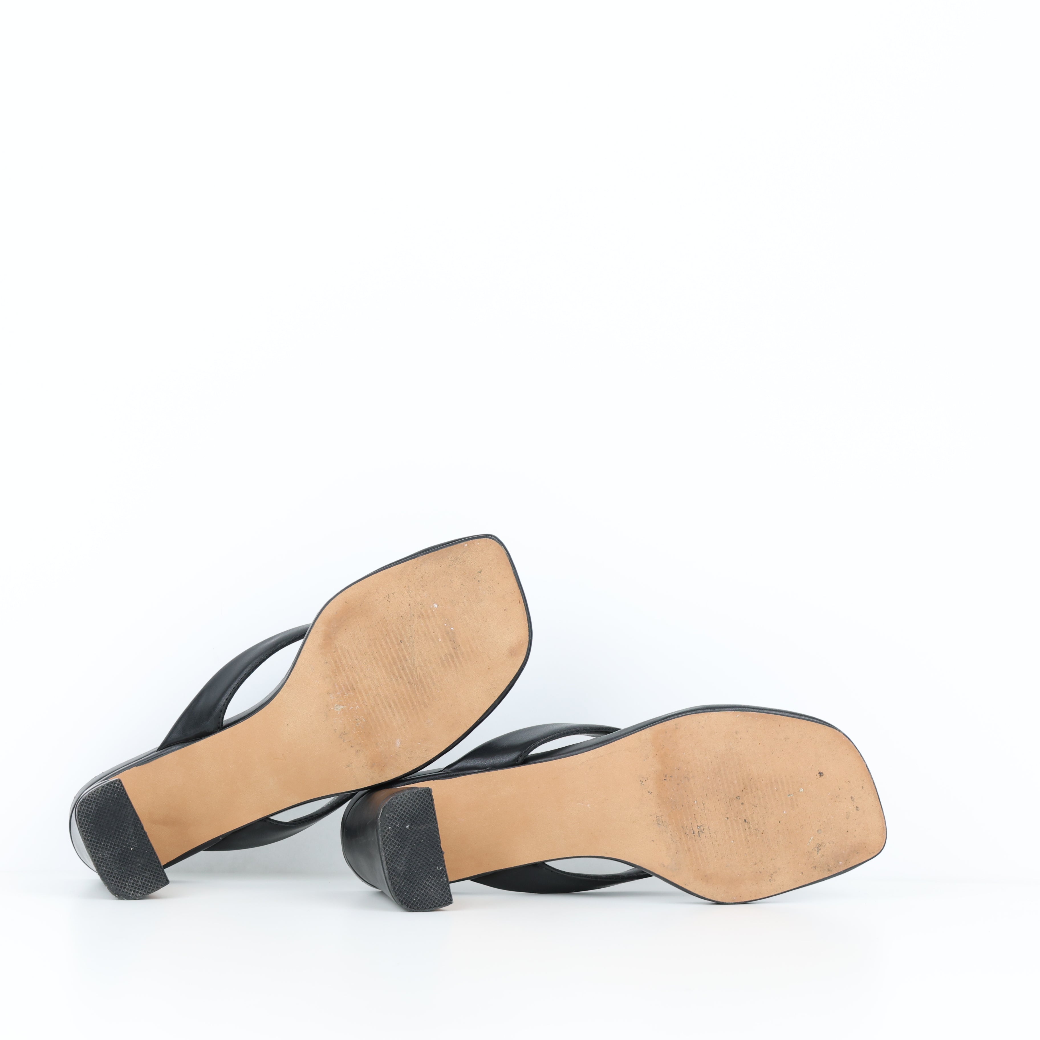 Heels , Shoe Size 38 — The Cirkel